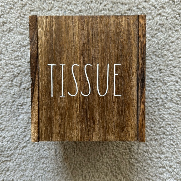 Rae Dunn | Other | Rae Due Tissue Box | Poshmark